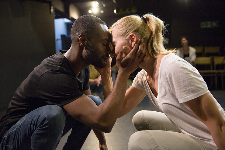 Drama schools vs universities: What's the difference? - Get into Theatre